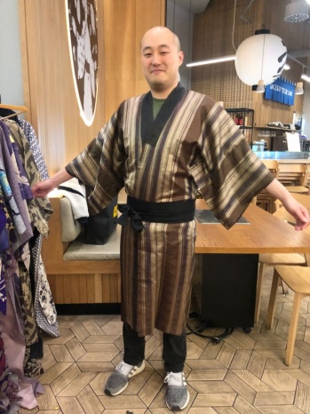 Great Gatsby stylish mens rinzu silk kimono stripe & geometric pattern ...